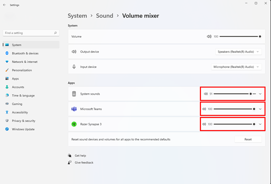 How to change the volume level on the Razer Blade