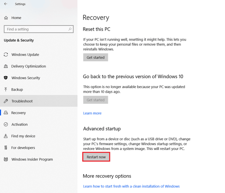 How to access the BIOS settings on the Razer Tomahawk Gaming Desktop